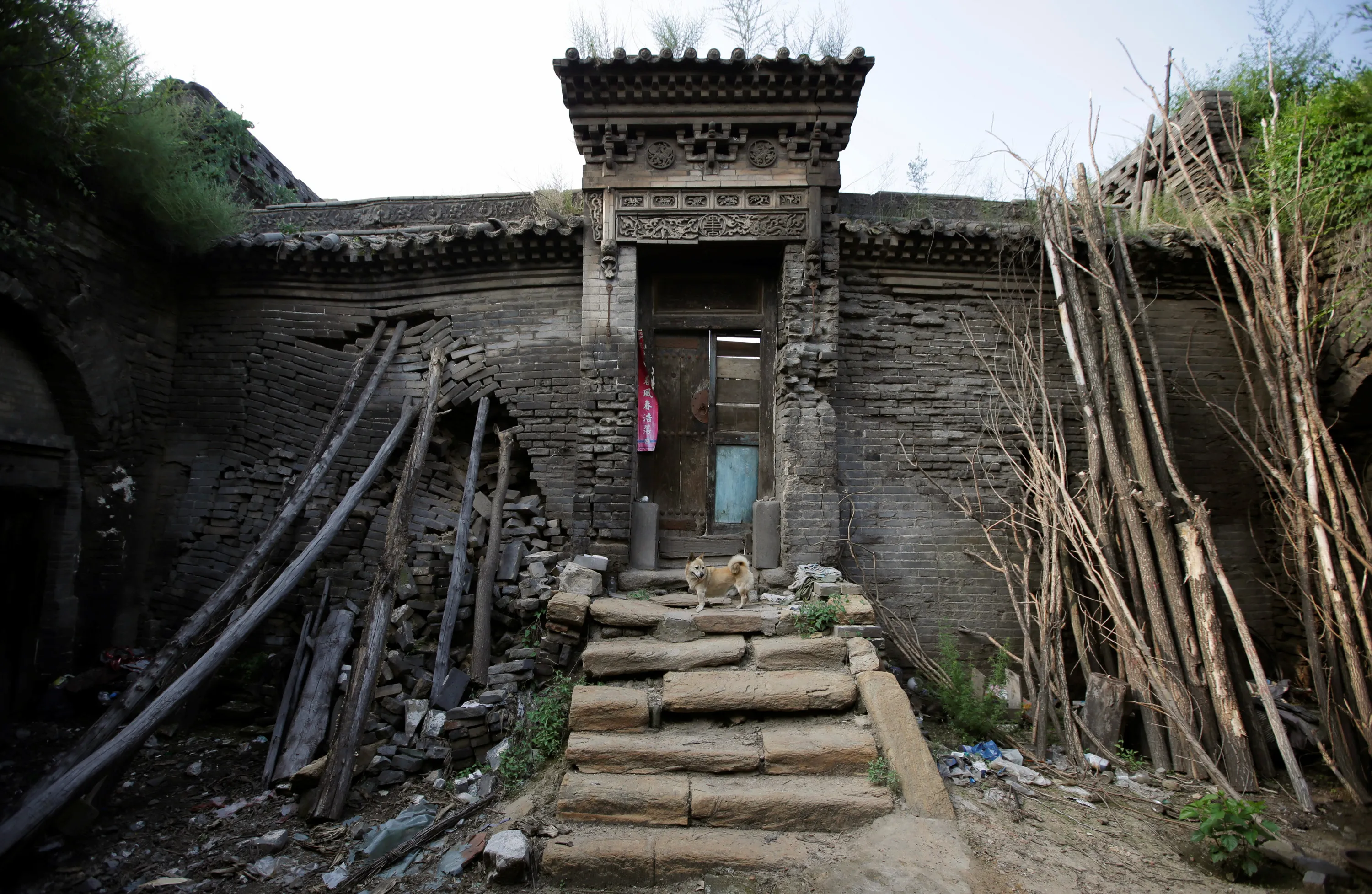 China's Sinking Towns