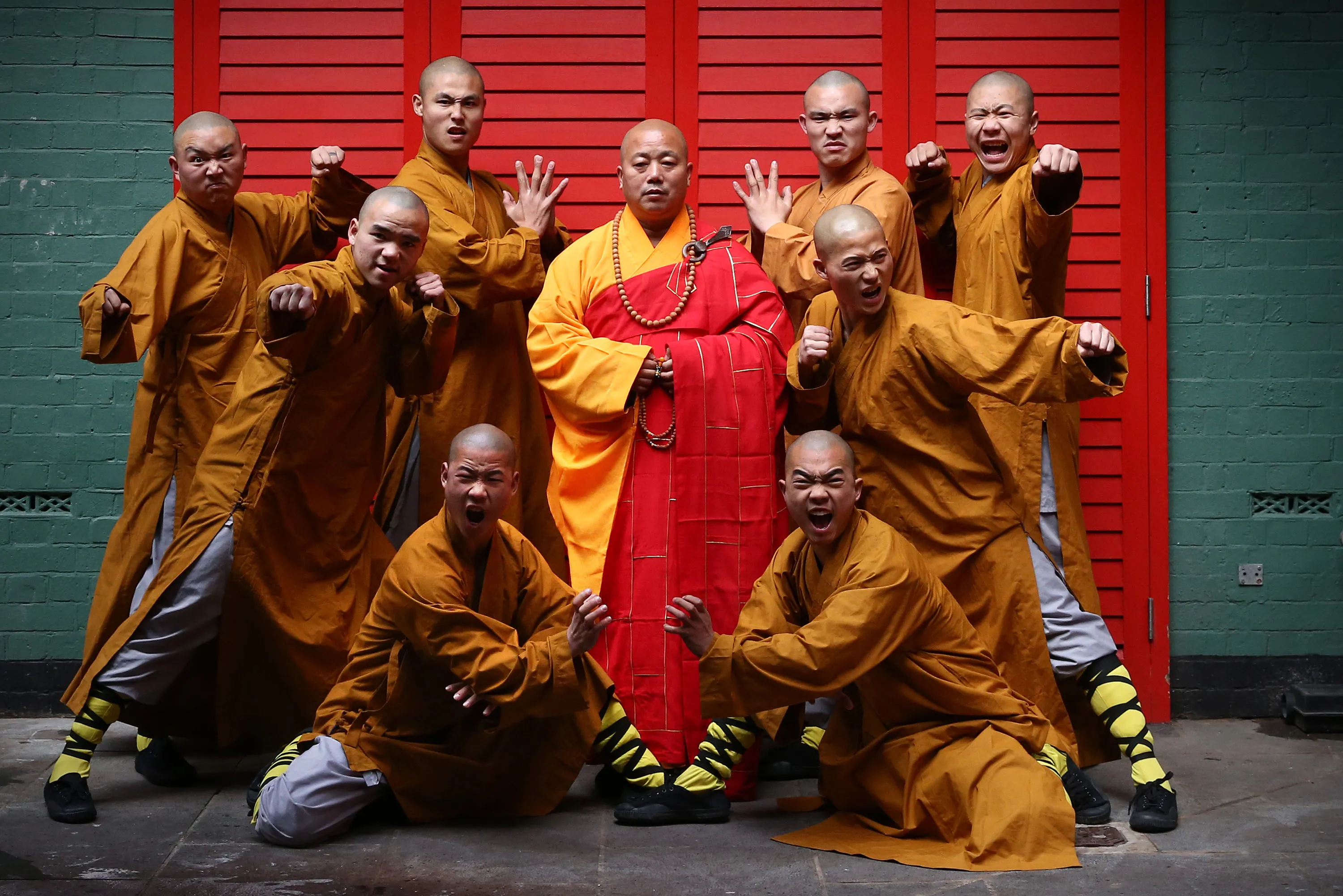 Shaolin Monks Soar Into London Shaolin Monks Soar Into London