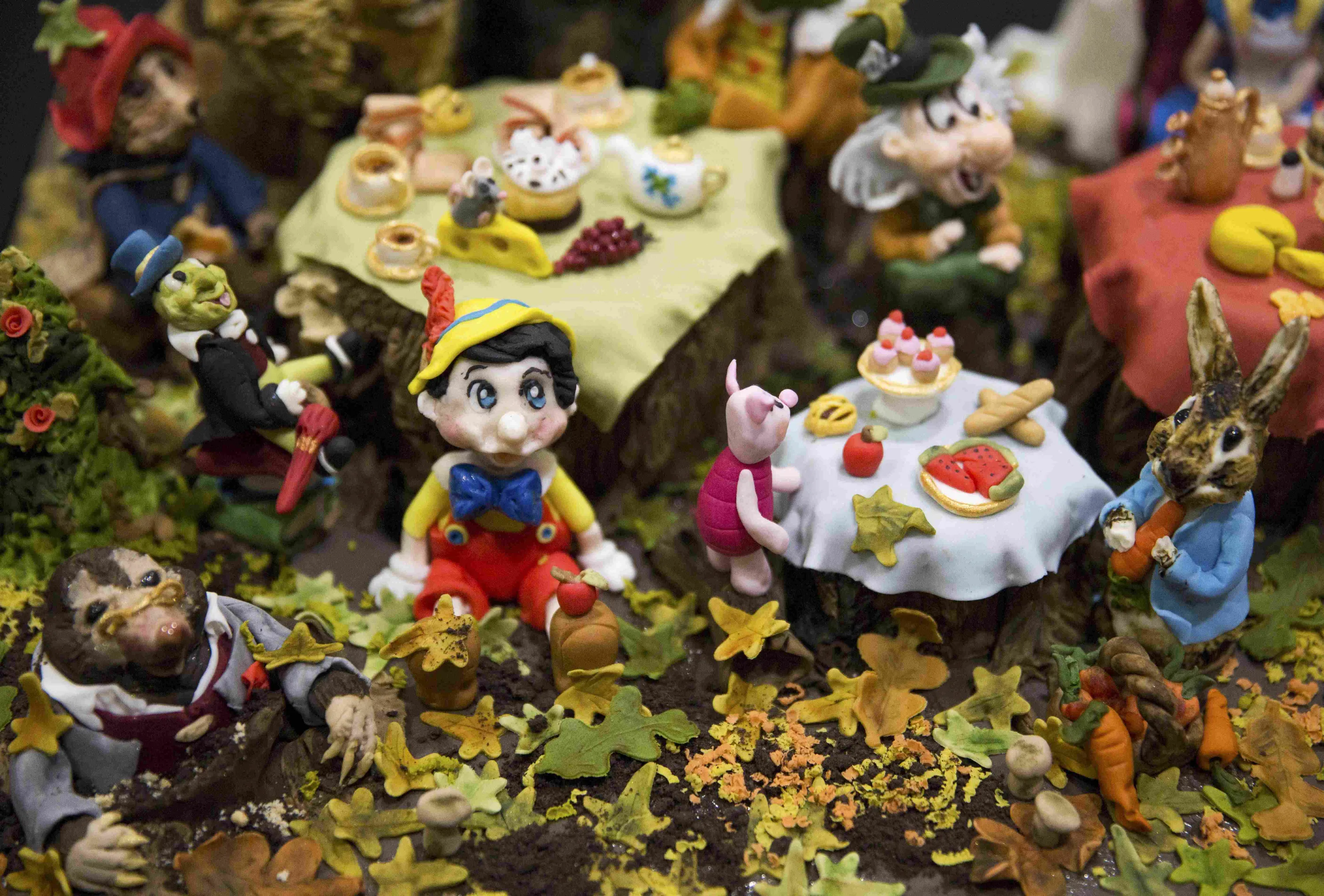 AvaxNews Picture Gallery